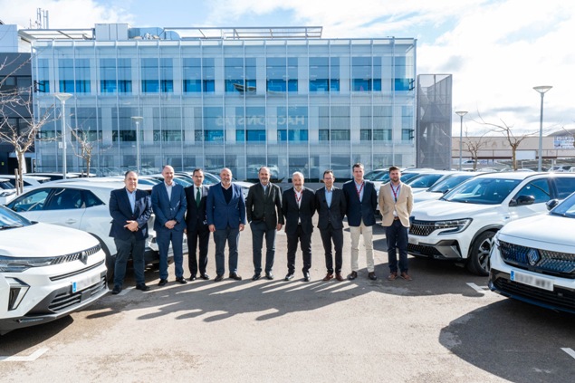 Eiffage Energía Sistemas renueva su flota con 700 vehículos híbridos de ...